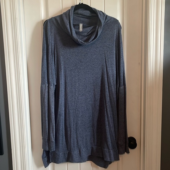 Zenana Outfitters | Tops | Zenana Brand Boutique Top Very Comfy And ...